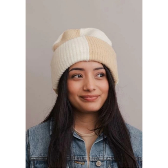 Private Label | Accessories | Two Tone Colorblock Beanie | Poshmark